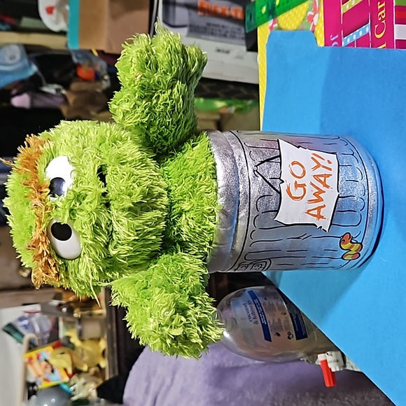 Sesame Street | Toys | Sesame Street Oscar The Grouch Stuffed Toy 2012 ...